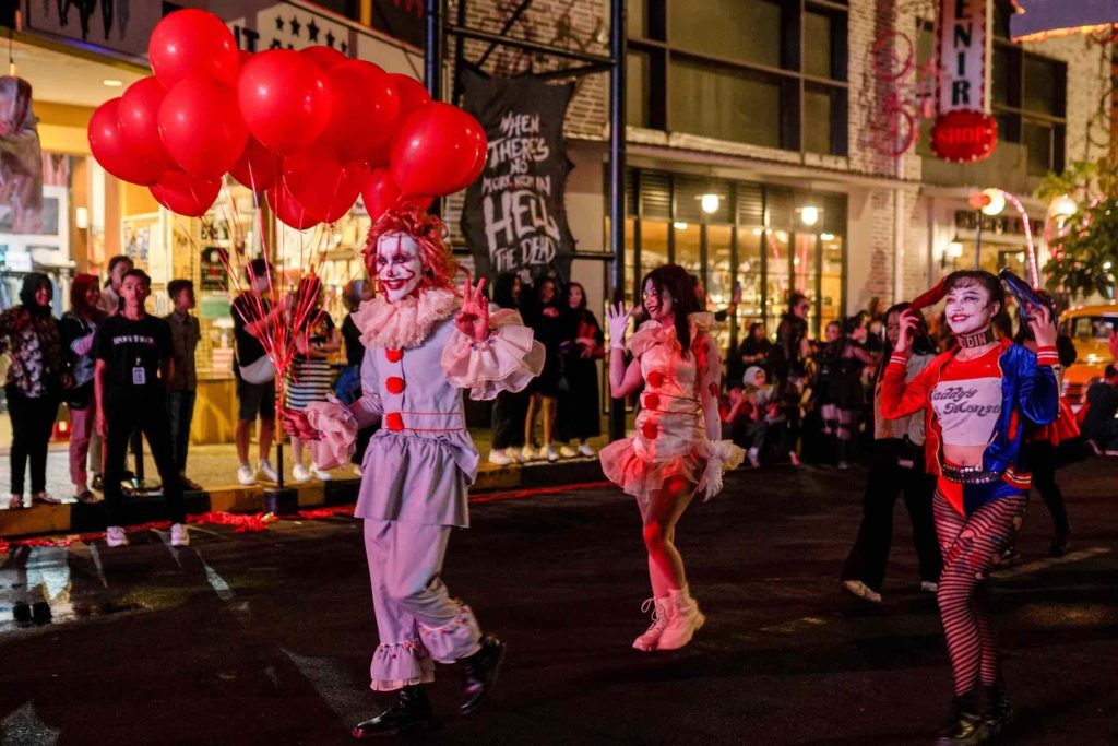 Museum Angkut Halloween SpooktoberFest 2024 Berlangsung Meriah, Ratusan ...