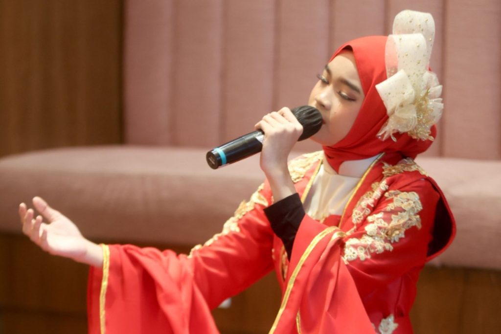 Didukung Orang Tua dan Sekolah, Ini Kisah Nafeeza Azka Berhasil Juarai ...