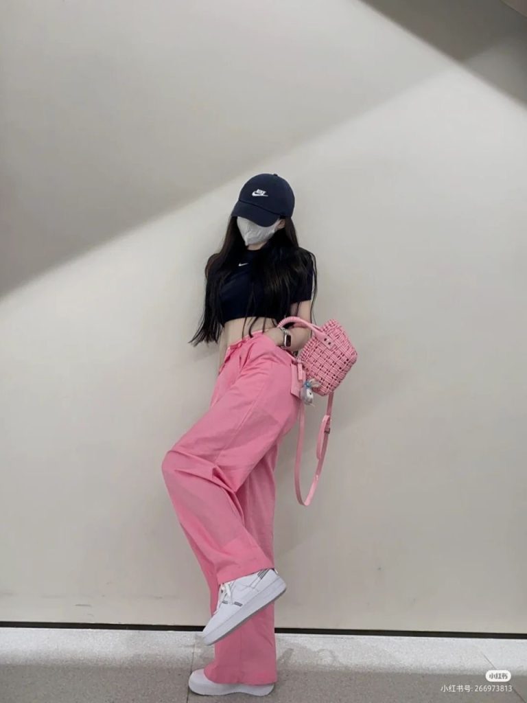 Perpaduan Warna Pink yang Stylish: 10 Inspirasi Outfit Kekinian - Hai ...